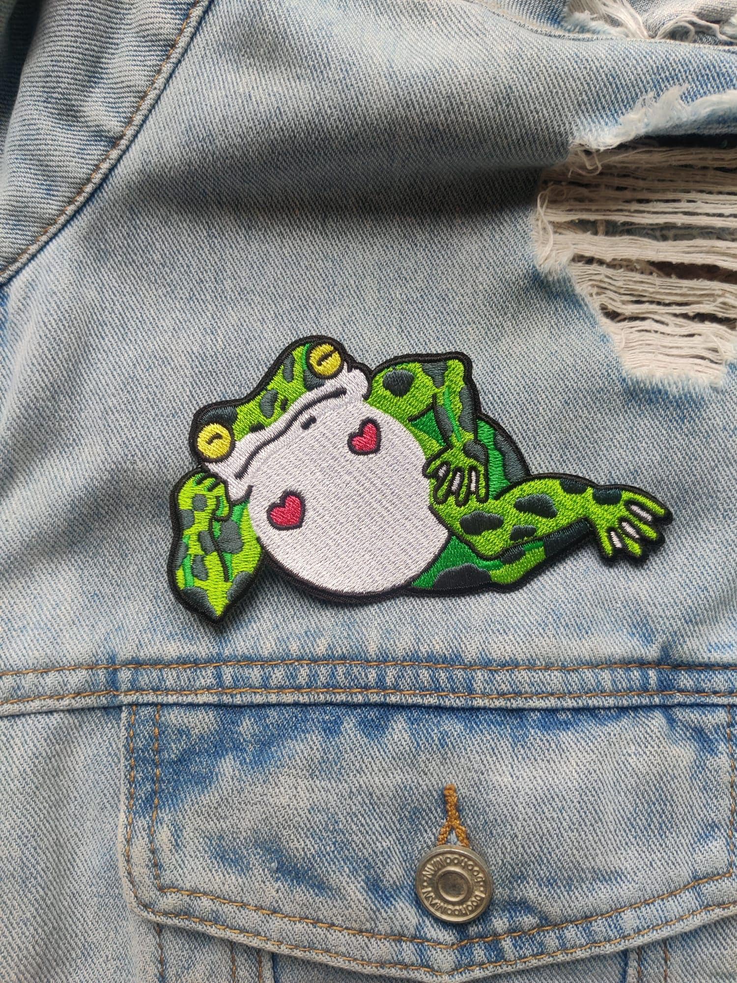 Freaky Frog // Cartoon Meme DIY Embroidered Iron Sew on Patch Love ...