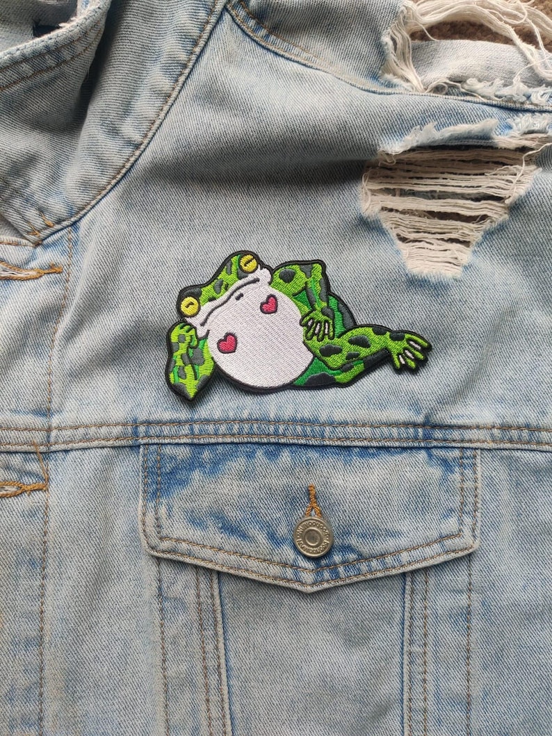 Freaky Frog // Cartoon Meme DIY Embroidered Iron Sew on Patch Love ...
