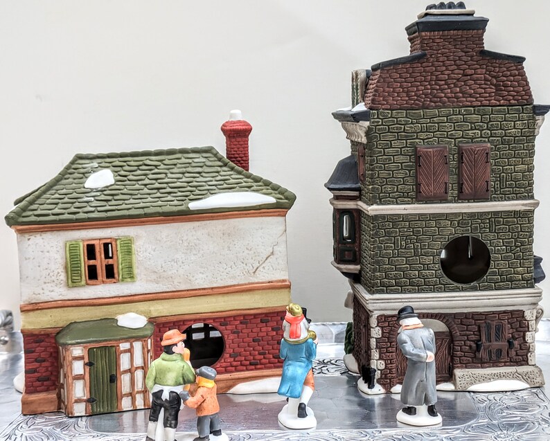 Dept. 56 Bundle Christmas Carol Series-the Flat of Ebenezer Scrooge ...