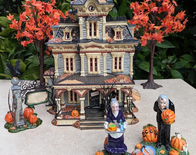 1999 Grimsly Manor, Department 56 Original Snow Village Halloween ...