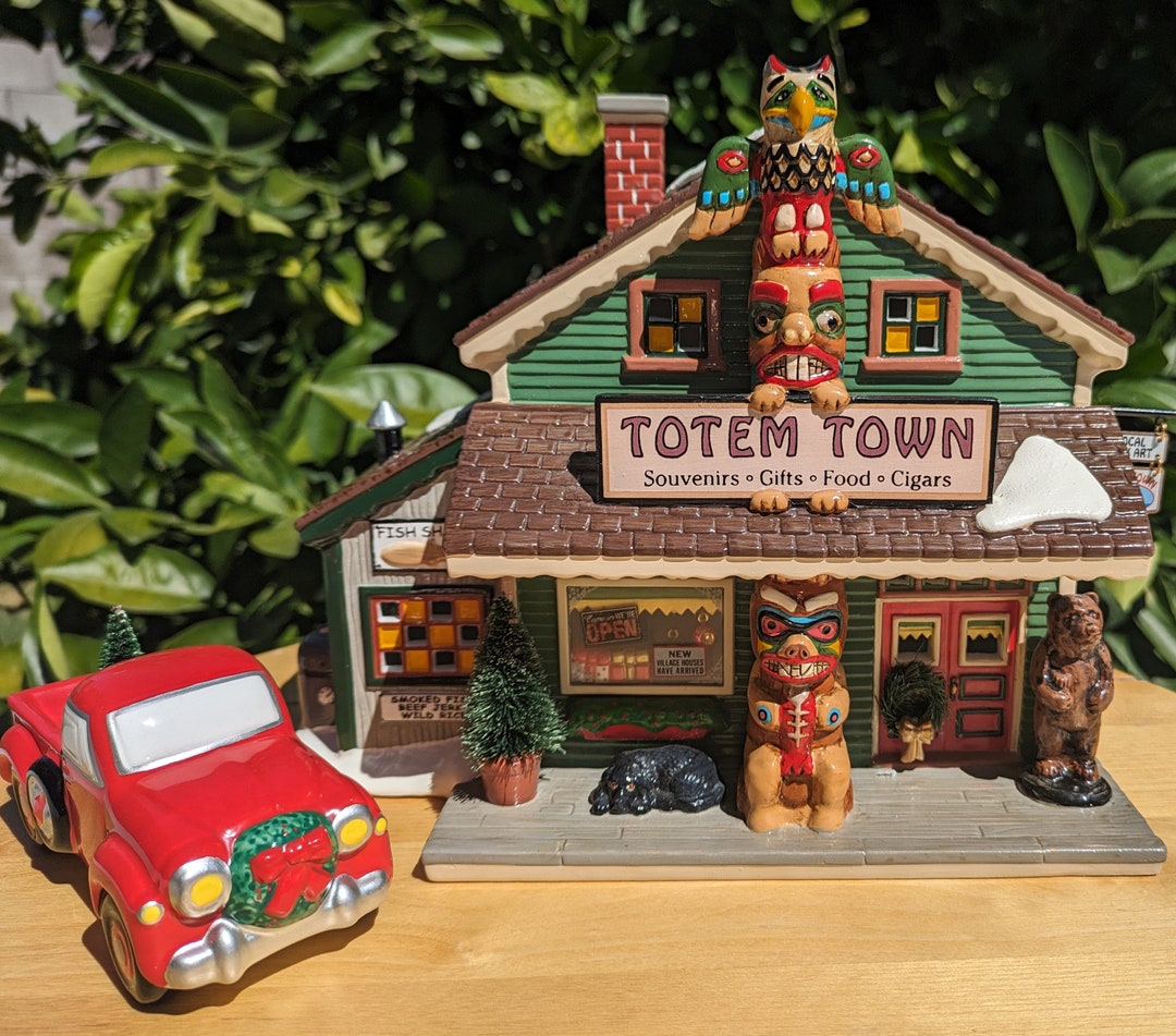 Dept 56 Bundle Totem Town Souvenir Shop and Pickup and Delivery Truck ...