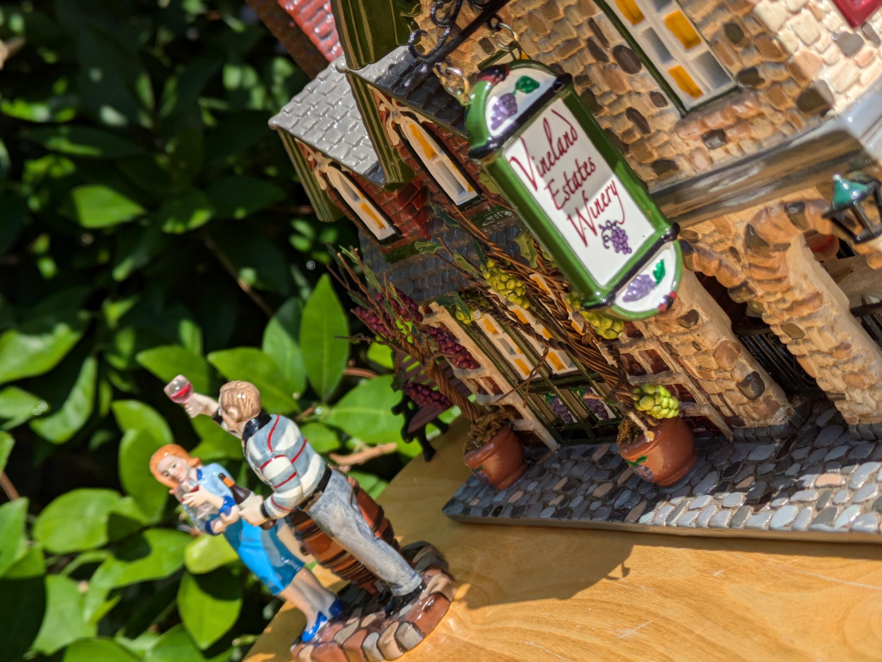 Vintage Bundle Vineland Estates Winery Limited Edition Bundle With ...