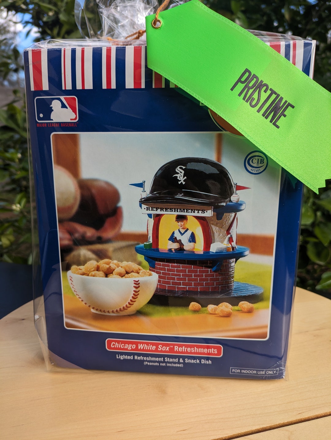 Dept 56 Chicago White Sox Lighted Refreshments Stand With Snack Dish ...
