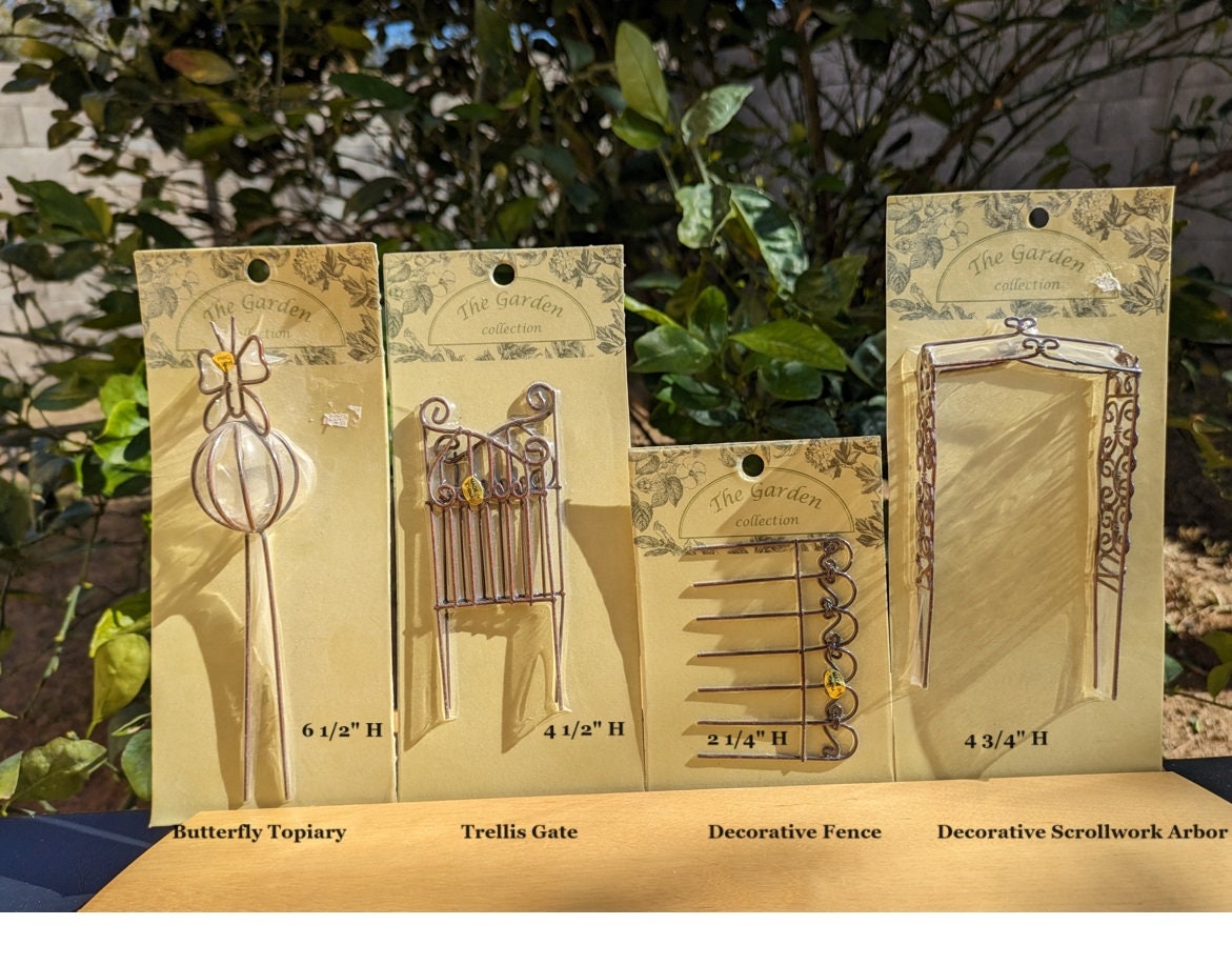 Choice Miniature Topiary-trellis Gate-butterfly Topiary-fence ...