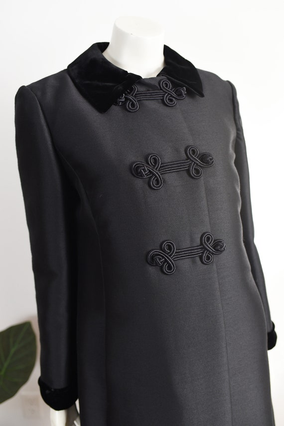 1960s Black Dress Coat with Frog Closures - M - Gem