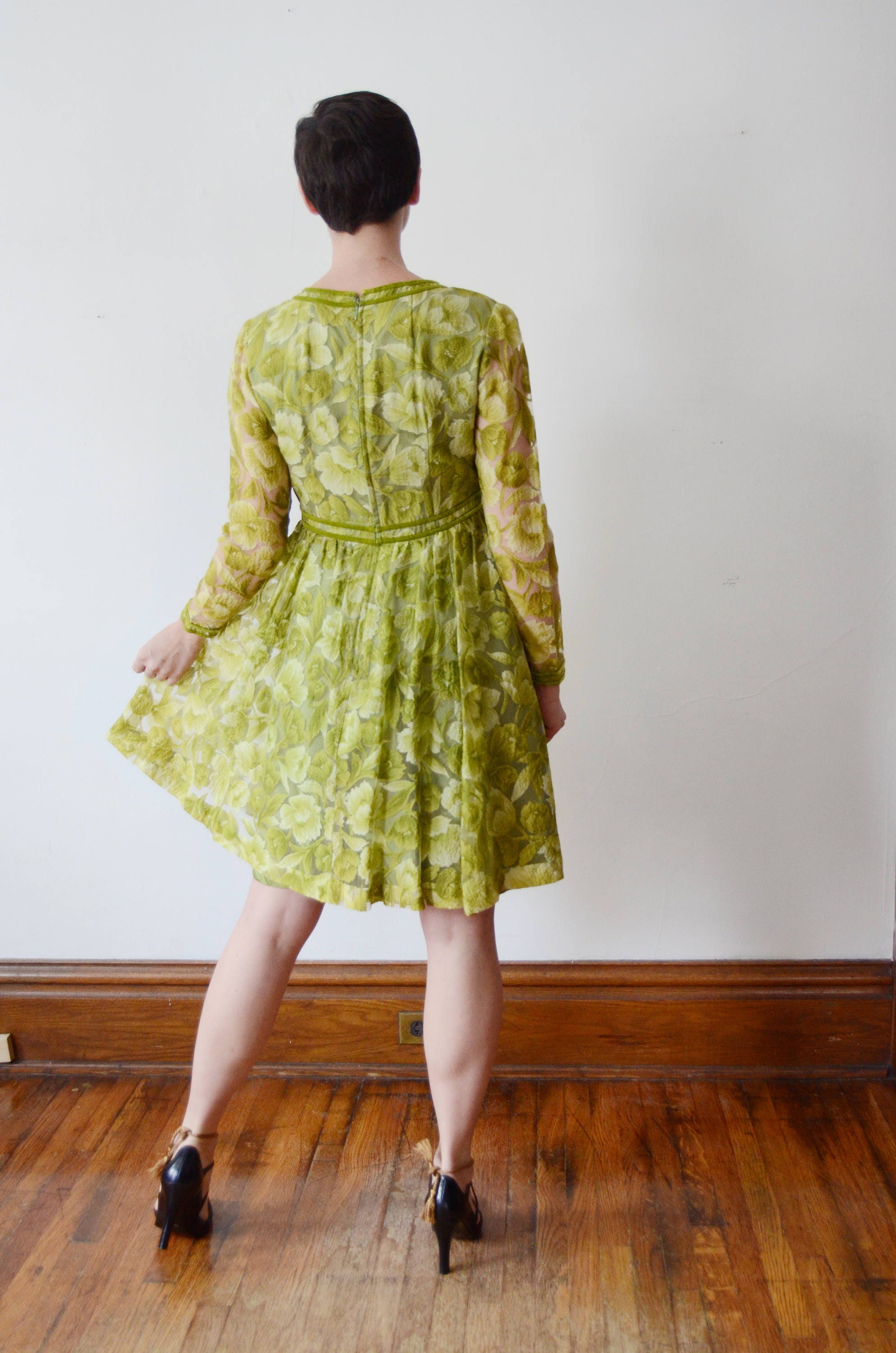 Late 60s Green Floral Mini Dress - S/M