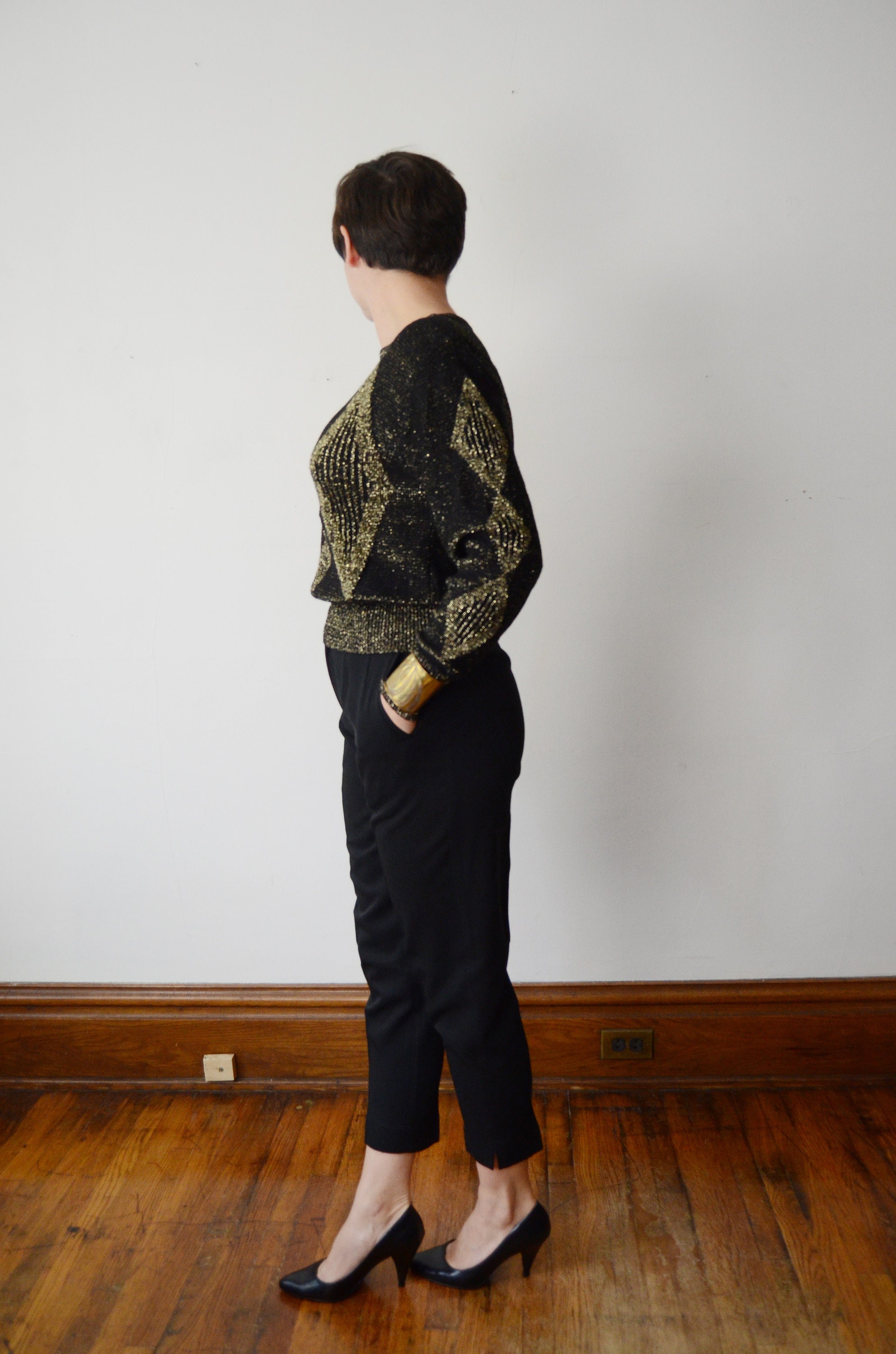 1980s Black and Gold Metallic Sweater - S/M