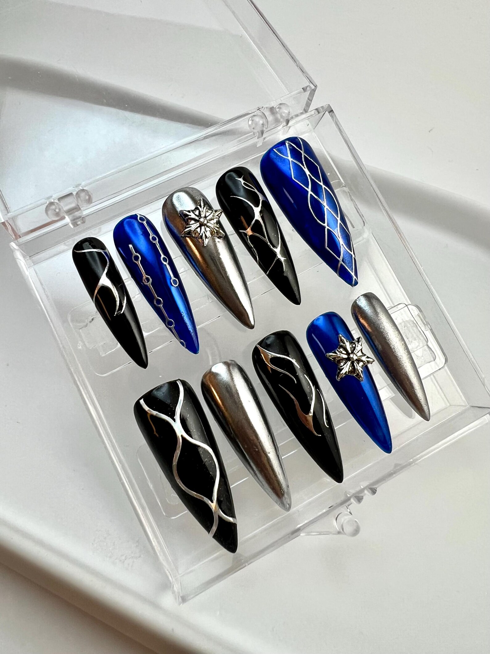Kitana Grunge Press on Nails: Mortal Kombat Kitana Cosplay, Reusable ...