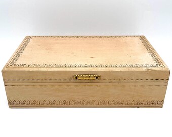 Vintage Blue Lady Buxton Jewelry Box, off White Faux Leather Cracked ...