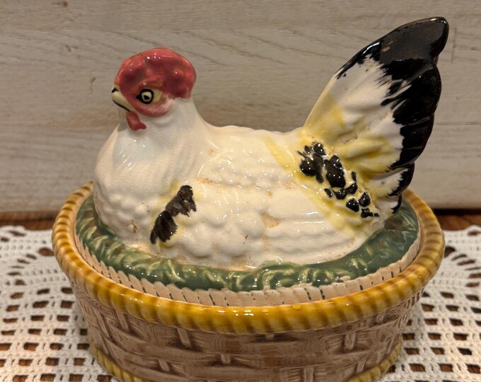 Vintage Ceramic Handpainted Hen on a Nest - Etsy