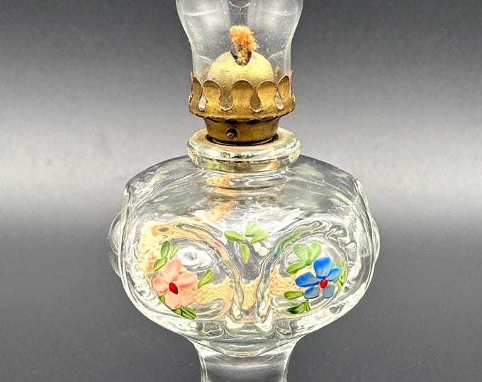Small Vintage Hand Painted Oil Lamp - Etsy