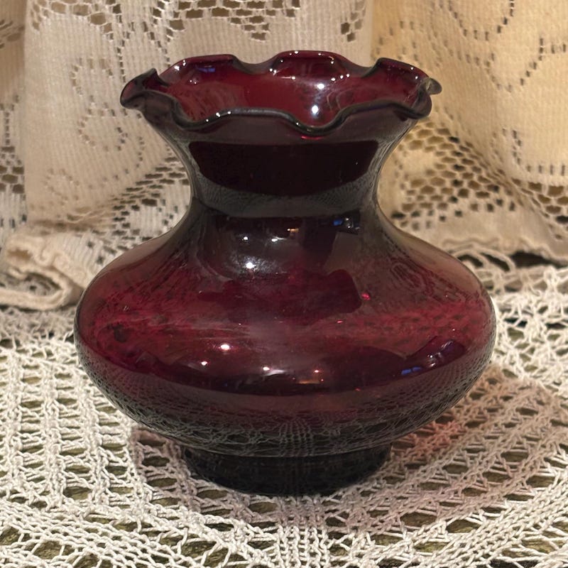 Ruby Red Vase - Etsy