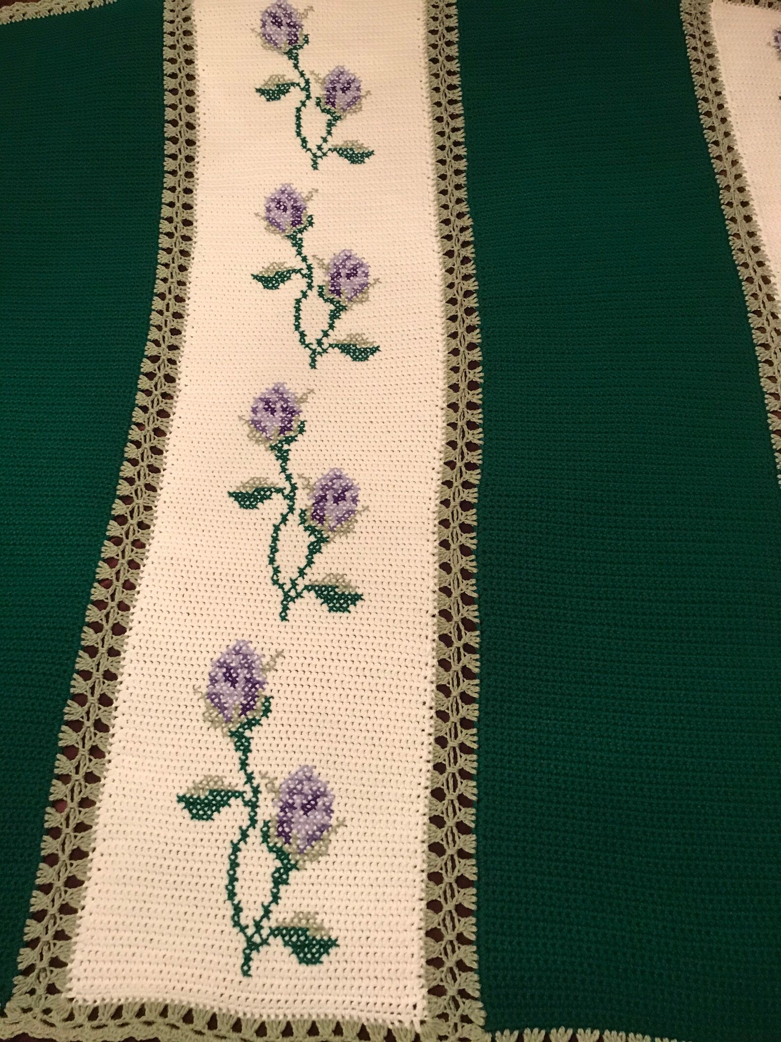 Lavender Roses Crochet Throw Blanket With Green Trimming - Etsy