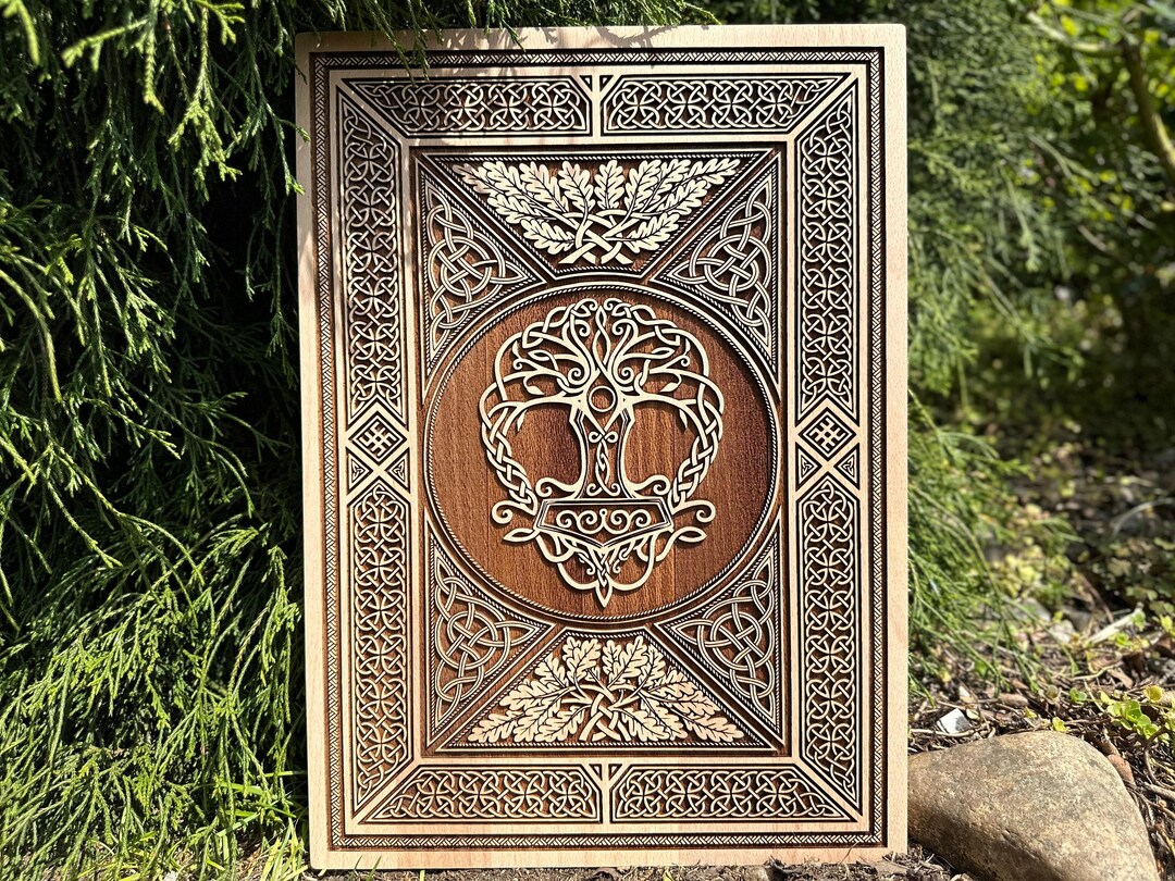 Tree of Life Thor Hammer Mjolnir in Super Detailed Frame With Knotwork ...