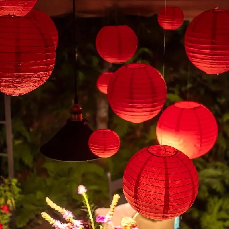 25pcs Red Paper Lantern Set With Party Decorations for Birthdays ...
