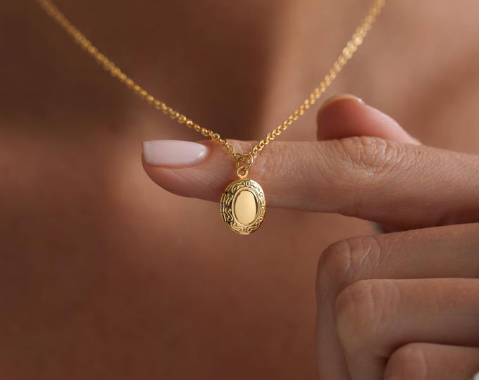 Isabella Mini Locket | Mini Locket Necklace, Vintage Locket, Small ...