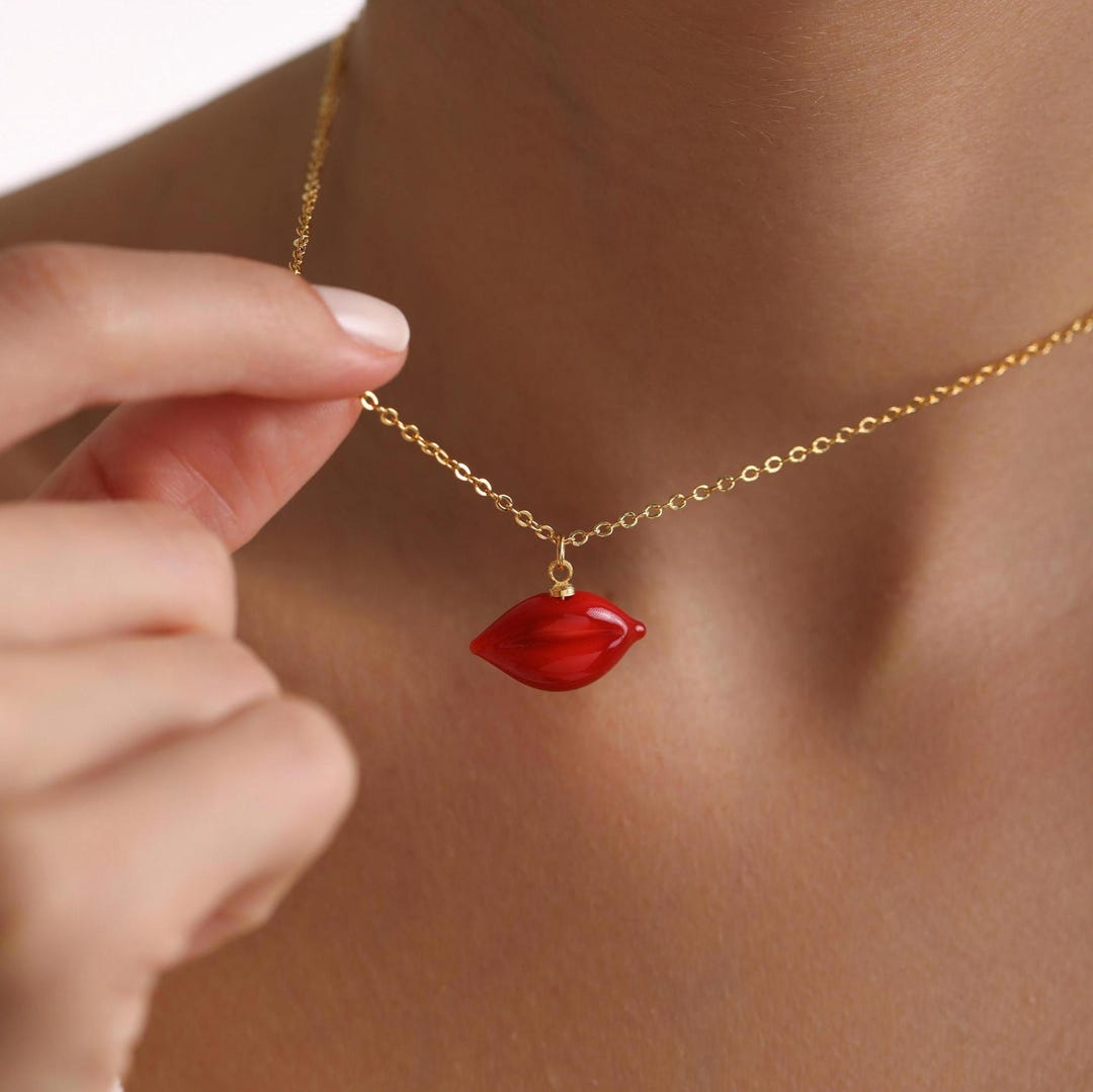 Handmade Murano Glass Red Lips Necklace, Gold Lips Necklace, Kiss ...