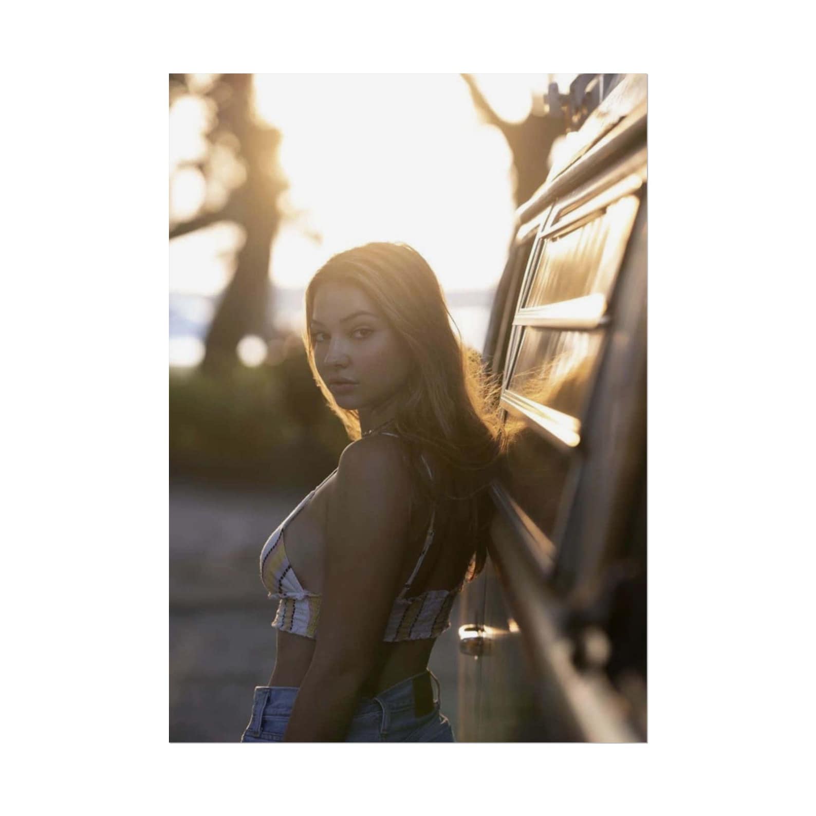 Madelyn Cline Sarah Cameron - Outer Banks OBX Beautiful Sarah Posing ...