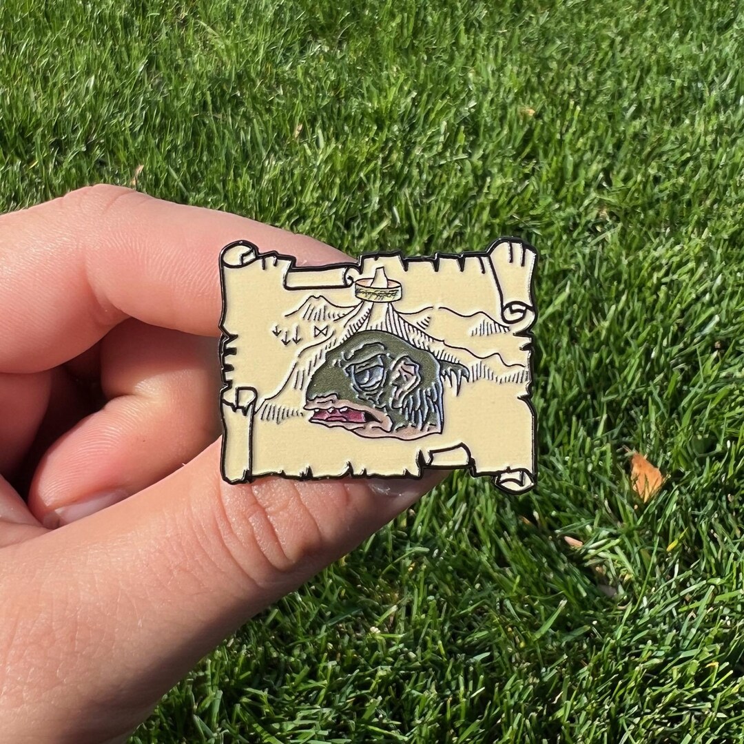 Gollum Scroll Enamel Pin – Animated Hobbit-inspired Lapel Pin (1.5") - Etsy