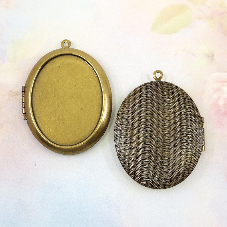 Brass Bezel Locket, 40x30mm Setting, High Quality, US Made, Large Oval ...