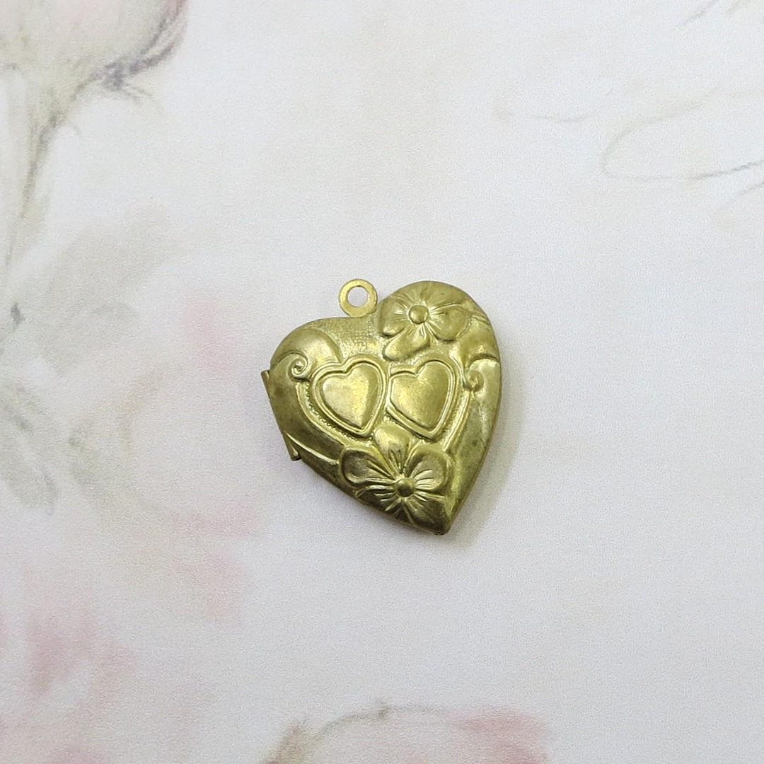 Vintage Brass Locket, Vintage Heart Locket, Flower Locket, Raw Brass ...