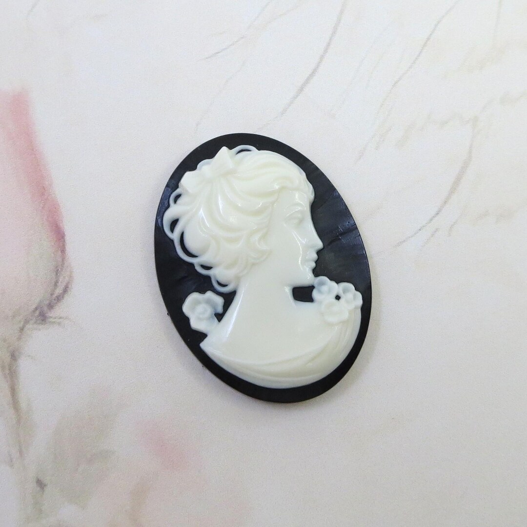 Vintage Black Ivory Cameo, Vintage Resin Cameo, Lady Cameo, 40x30mm, 1 ...