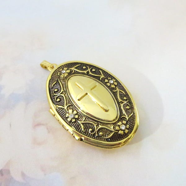 Cross Locket - Etsy