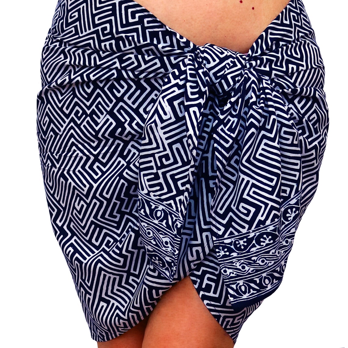 Black & Creamy White Short Beach Sarong Handmade Batik Pareo Short ...