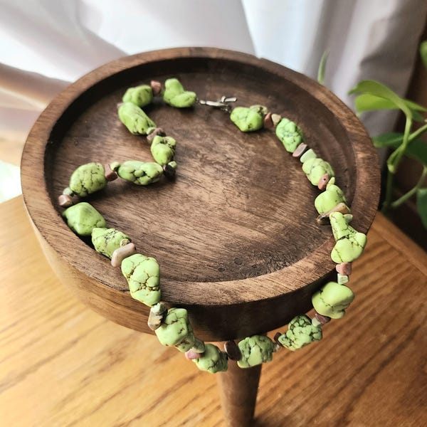 Lime Green Howlite - Etsy