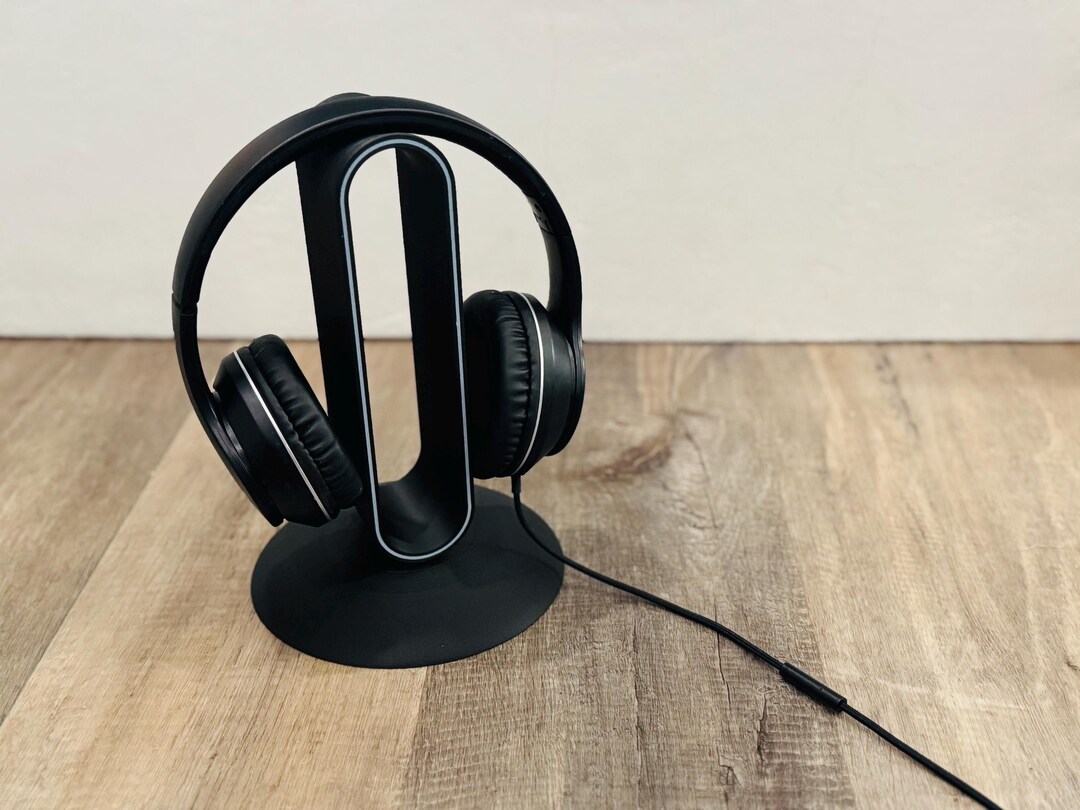3d Printed Modern Headphone Stand for Desk or Office - Modern - Home ...