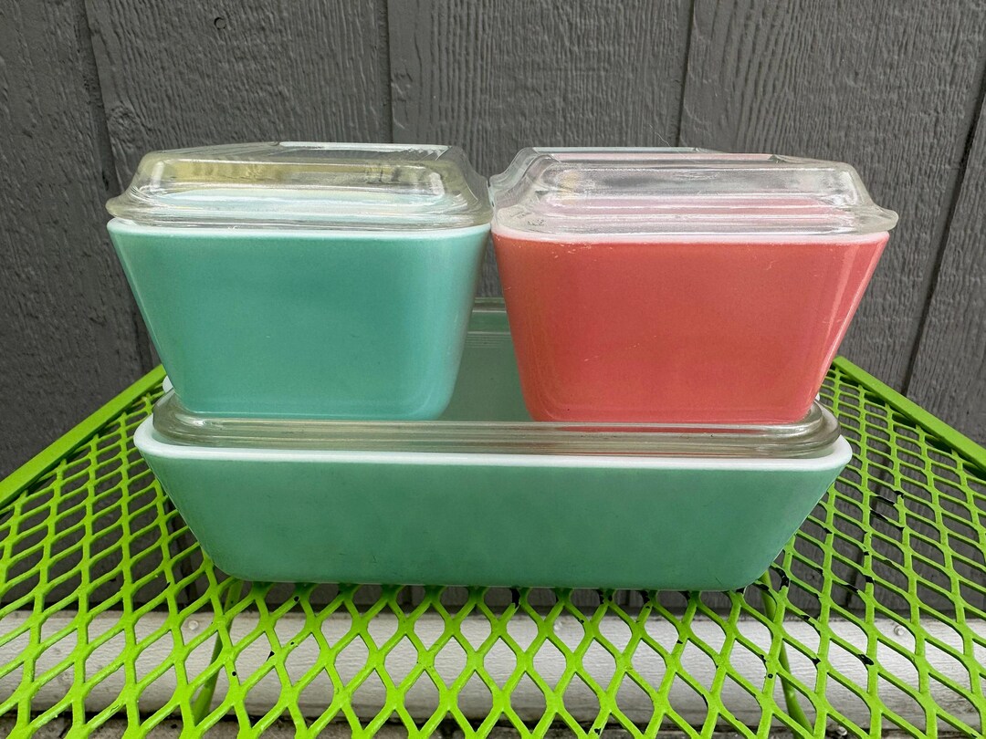 Vintage Pyrex Turquoise / Aqua / Pink Fridge Container Set - Etsy