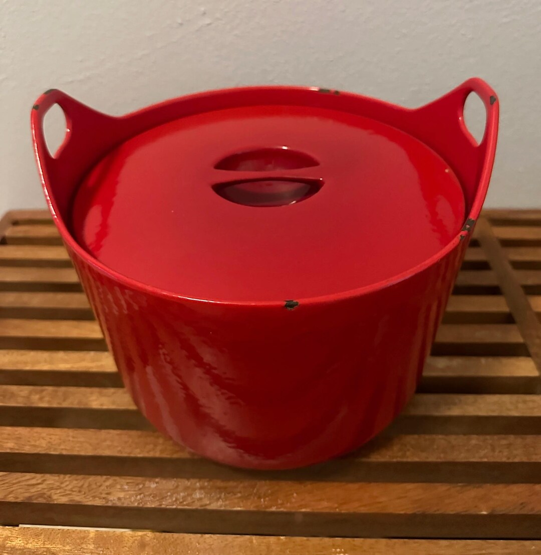 Red Cast Iron and Enamel Dutch Oven - Rosenlew Finland - Timo Sarpaneva ...