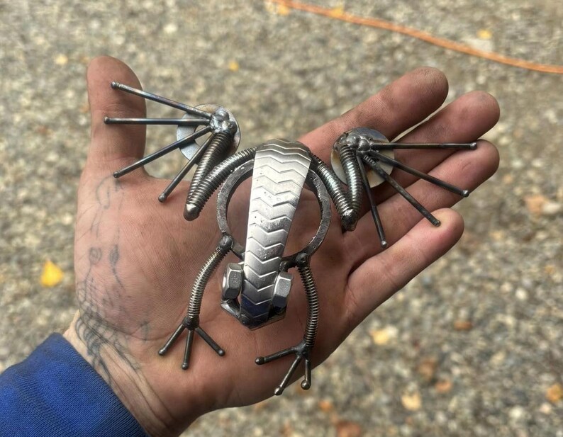 Metal Frog - Etsy