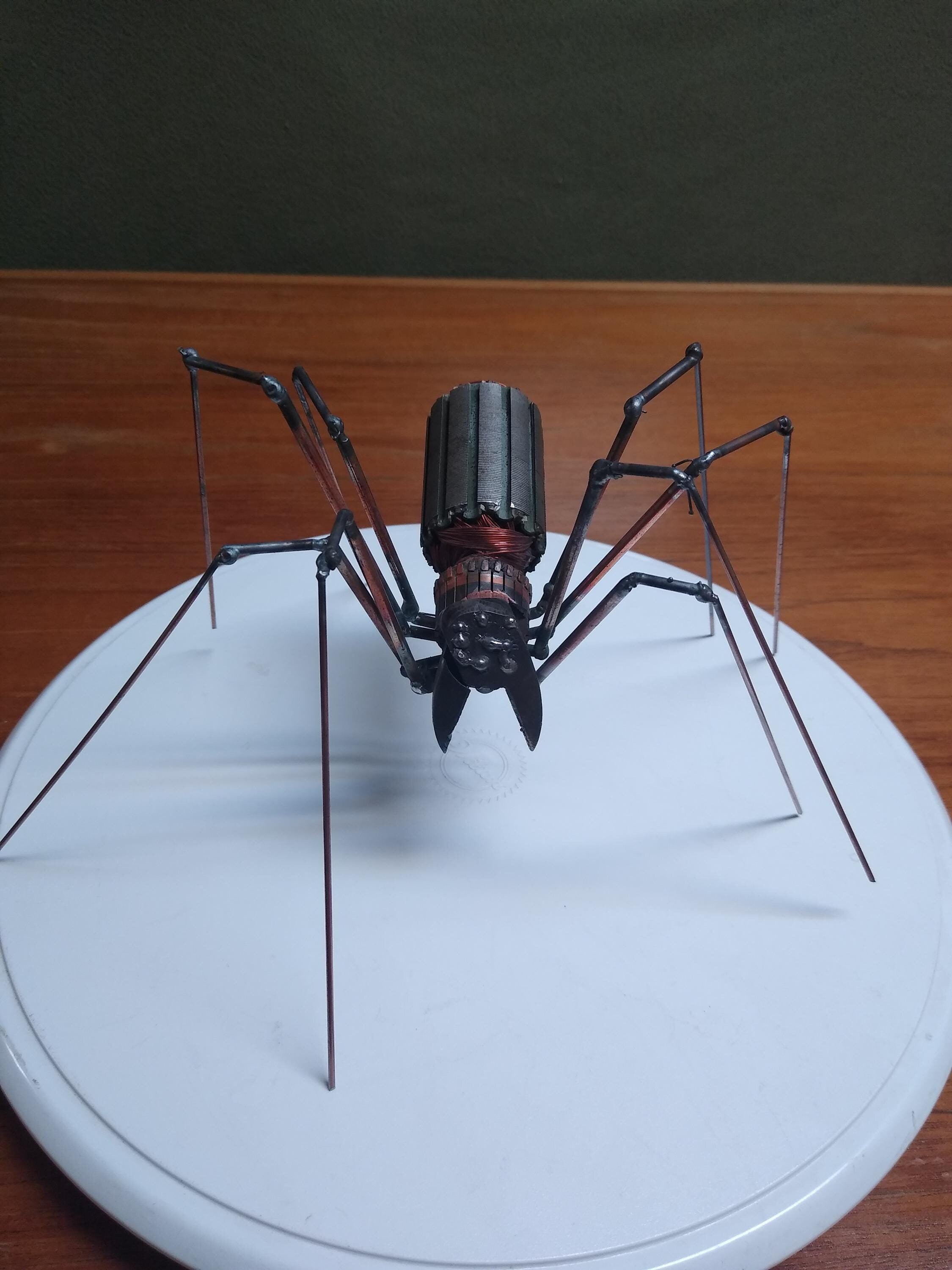 Welded Spider Sculpture. - Etsy