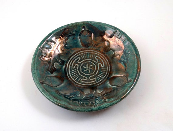 Greek Goddess Hecate's Wheel Acorn and Oak Leaf Offering - Etsy