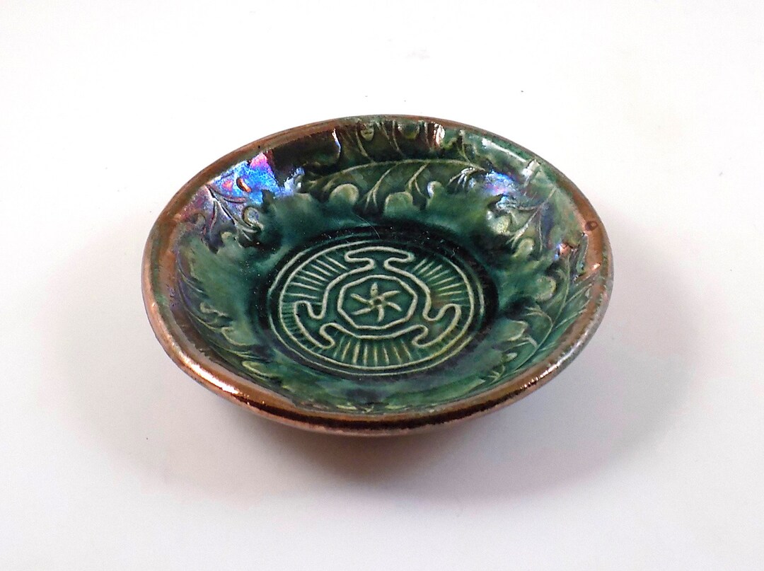 Greek Goddess Hecate's Wheel Acorn and Oak Leaf Offering - Etsy