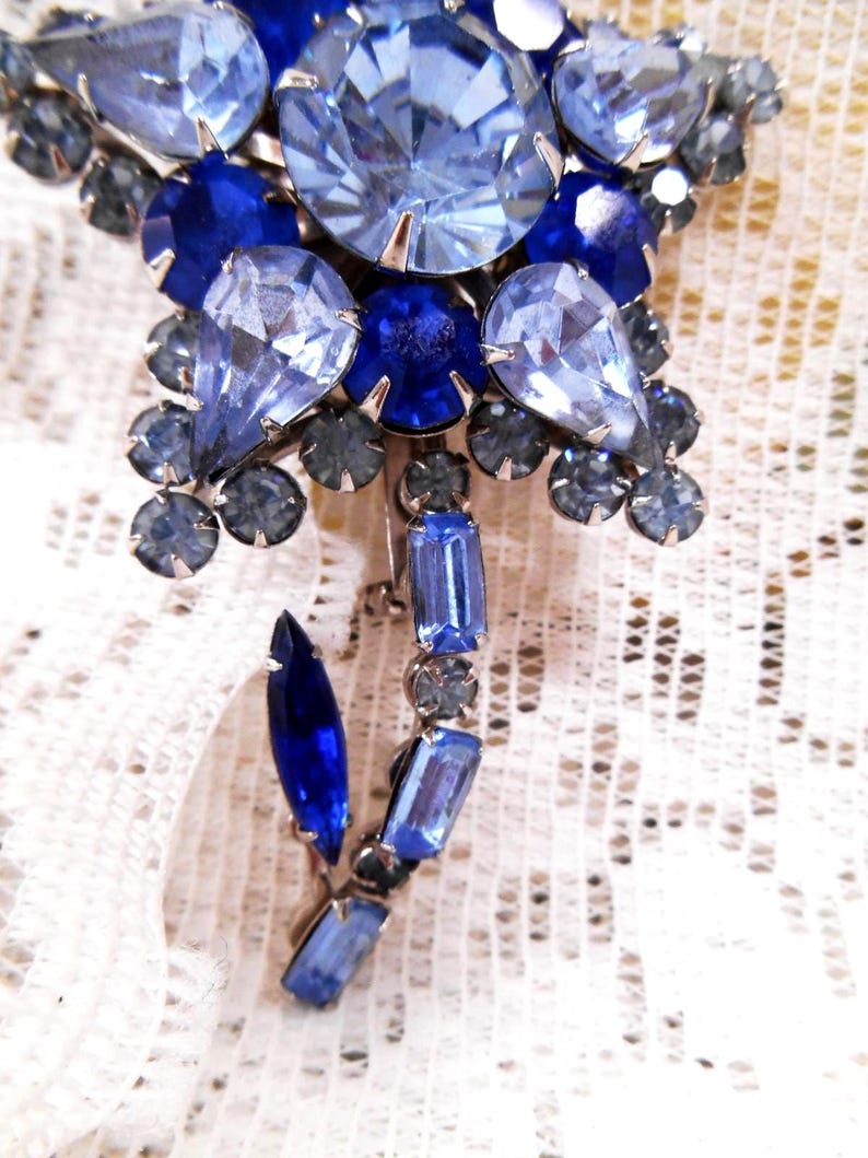 Gorgeous! Vintage Judy Lee Star Flower Brooch, Azure and Sky Blue, Pear ...