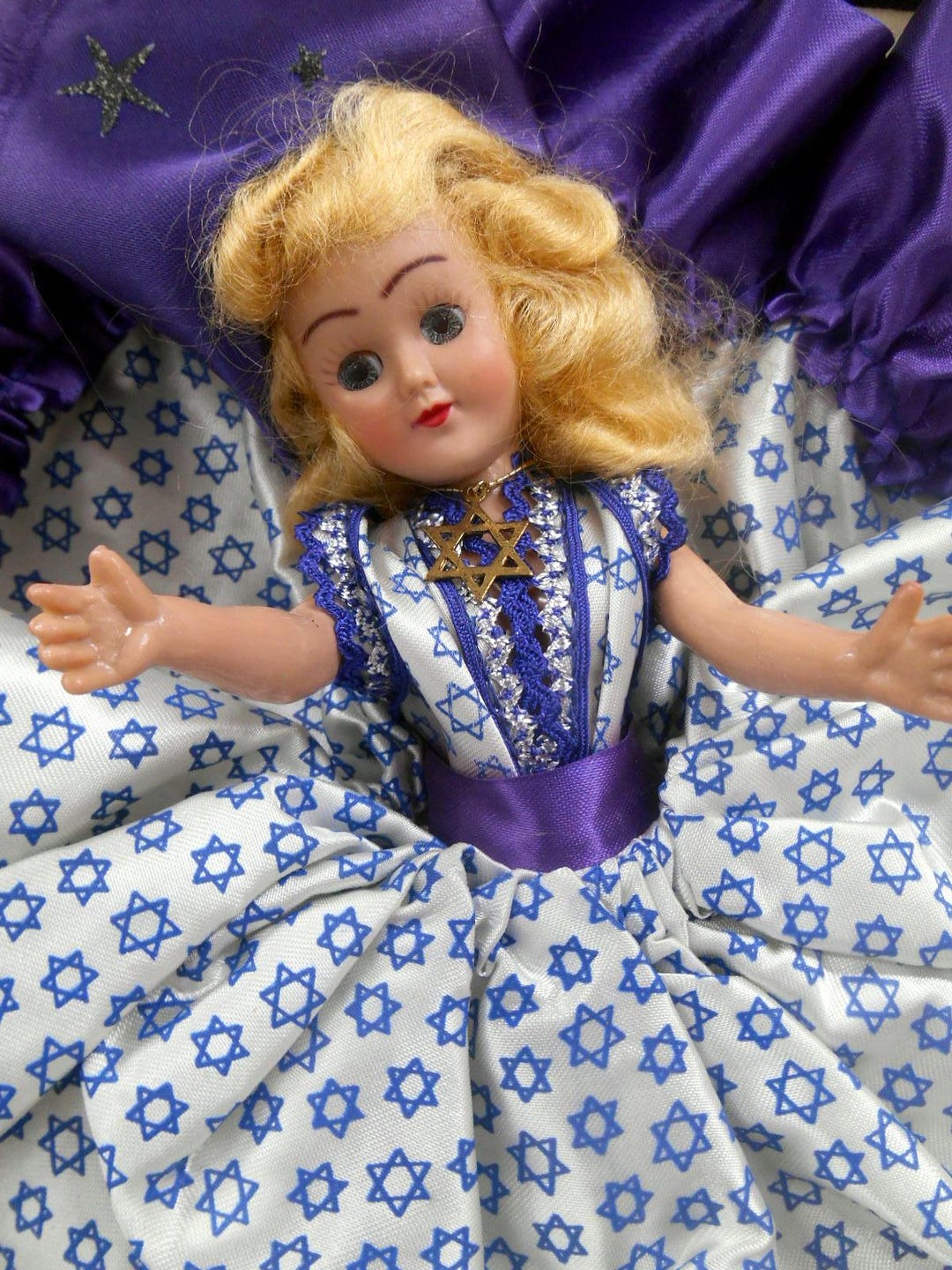 Vintage Mid Century 1950's Lady Alice Deluxe, Dolls of All Countries ...