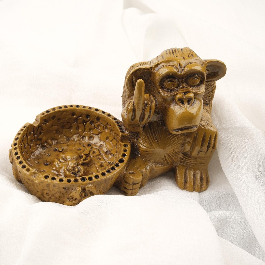 Middle Finger Monkey Ashtray | Funky Mythic Smoking Accessories & Gift ...