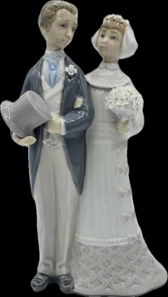 LLADRÓ Wedding Couple Figurine #4808 - Bride & Groom Porcelain ...