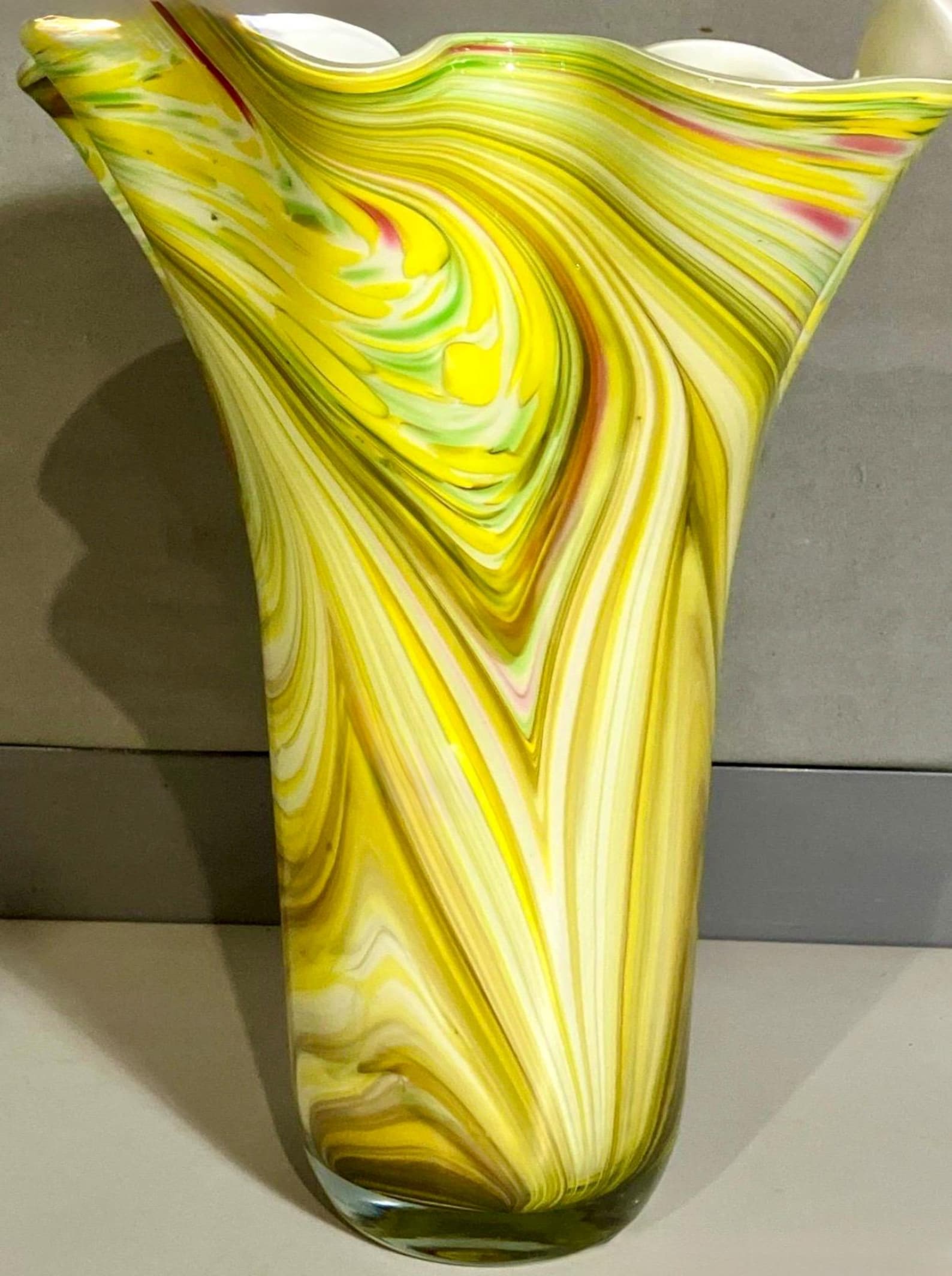 11x11x14 Vibrant Yellow Swirled Hand-blown Glass Vase Unique Art Glass ...