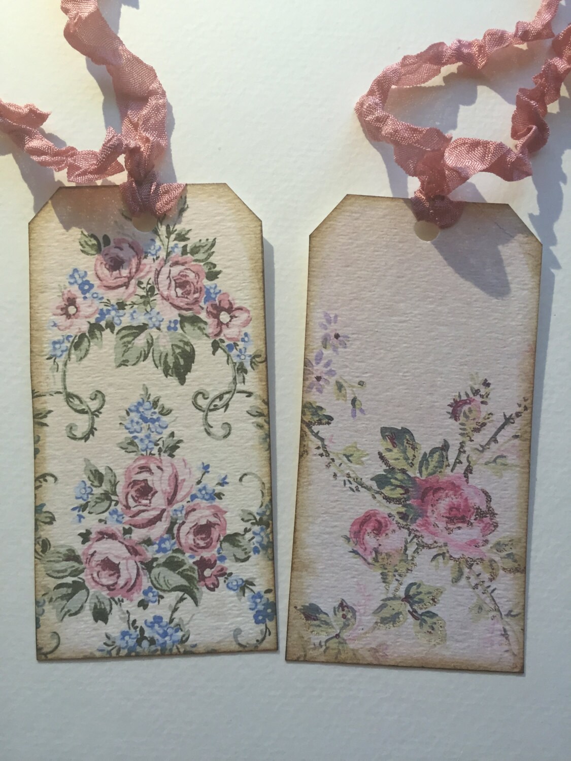 Set of 6 Plus 1 FREE Vintage Inspired Wallpaper Tags. - Etsy