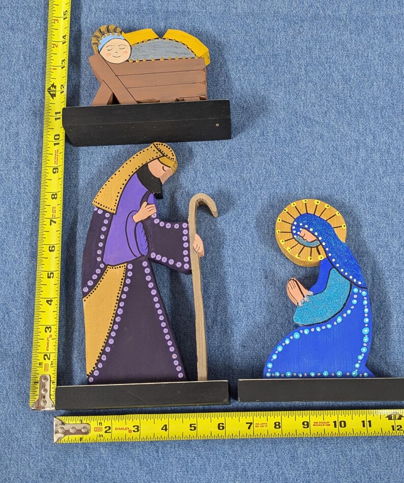 Handmade Nativity Manger Scene, Painted Wood Christmas Decor (14 Pcs ...