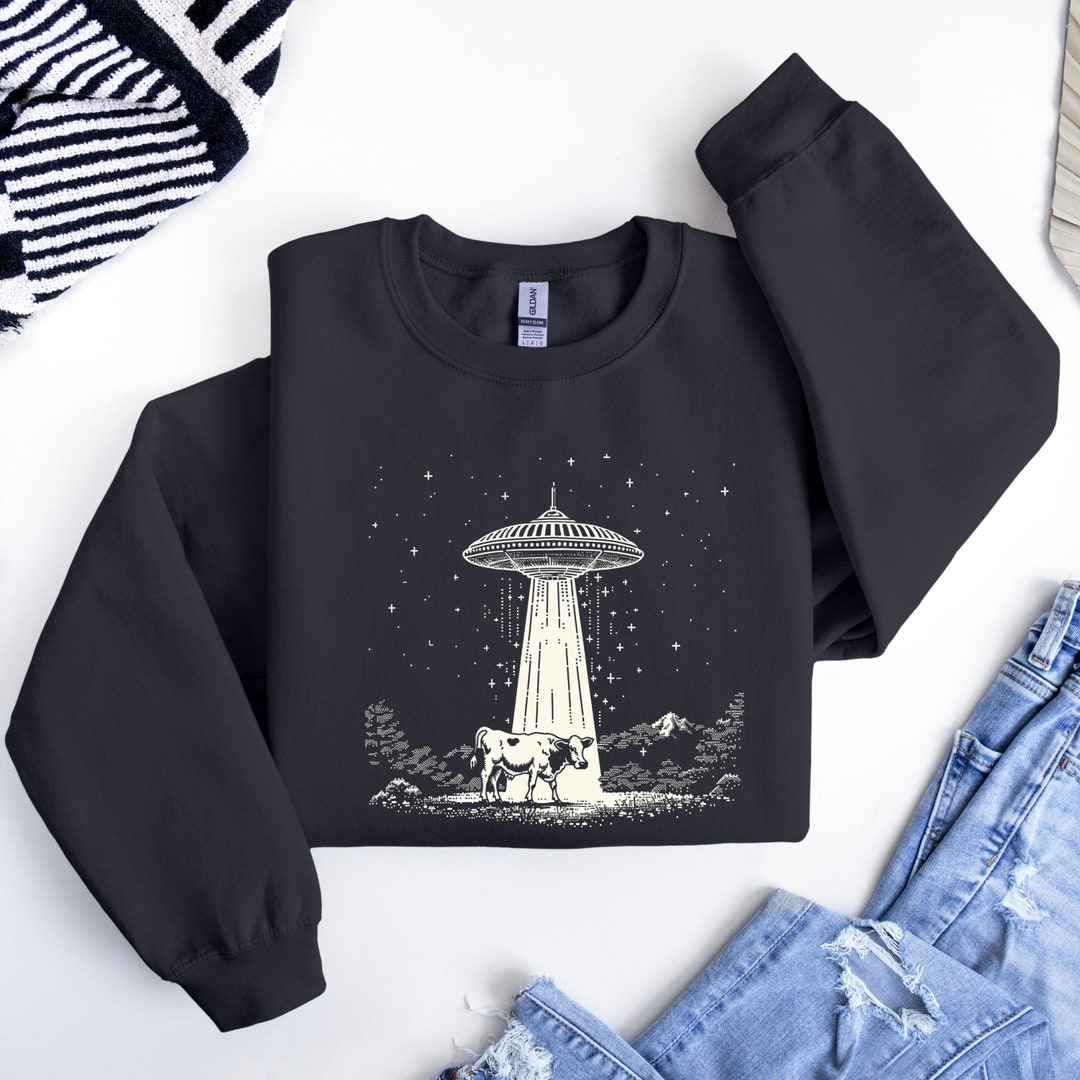 UFO Cow Abduction Sweatshirt, Funny Western 90s Meme Graphic Sweat ...