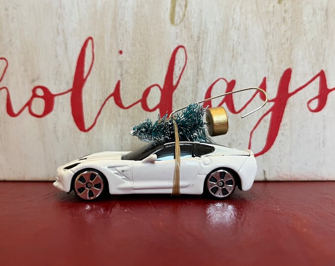 Chevy Corvette Stingray Carrying Christmas Tree Ornament - Etsy