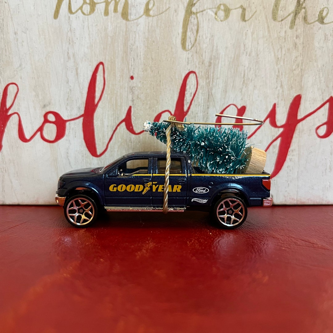 Ford F-150 Carrying Christmas Tree Ornament - Etsy