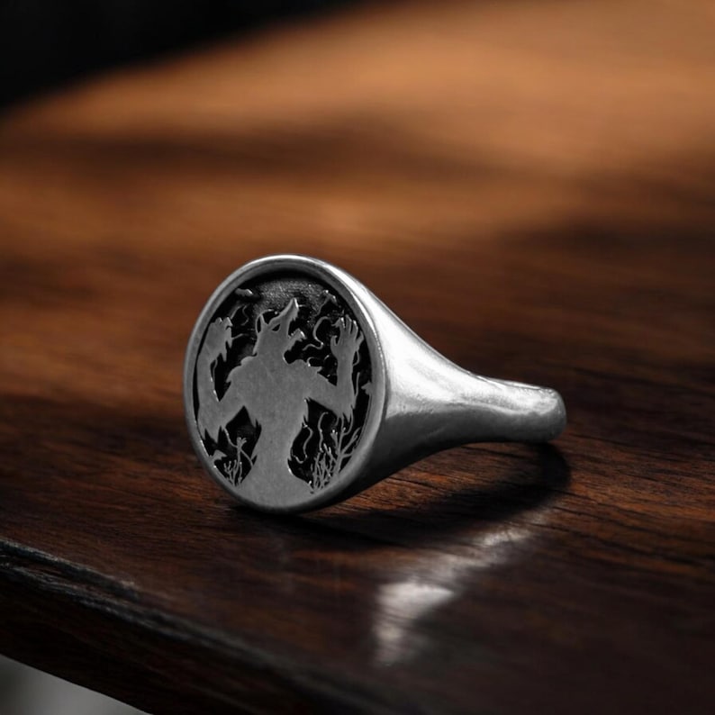 Werewolf Ring, Silver Wolf Howl Signet Ring Women, Wolfman Howling ...