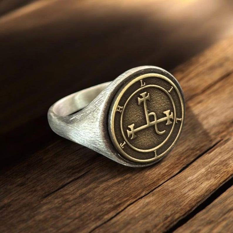Lilith Sigil Ring, Seal off Lilith Signet Ring Women, Dark Feminine ...