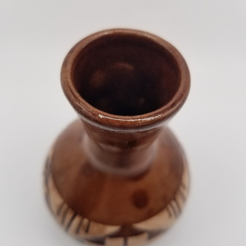 Sioux Vase Native American Pottery SPRCSO Signed Small Brown Bud Vase 4 ...