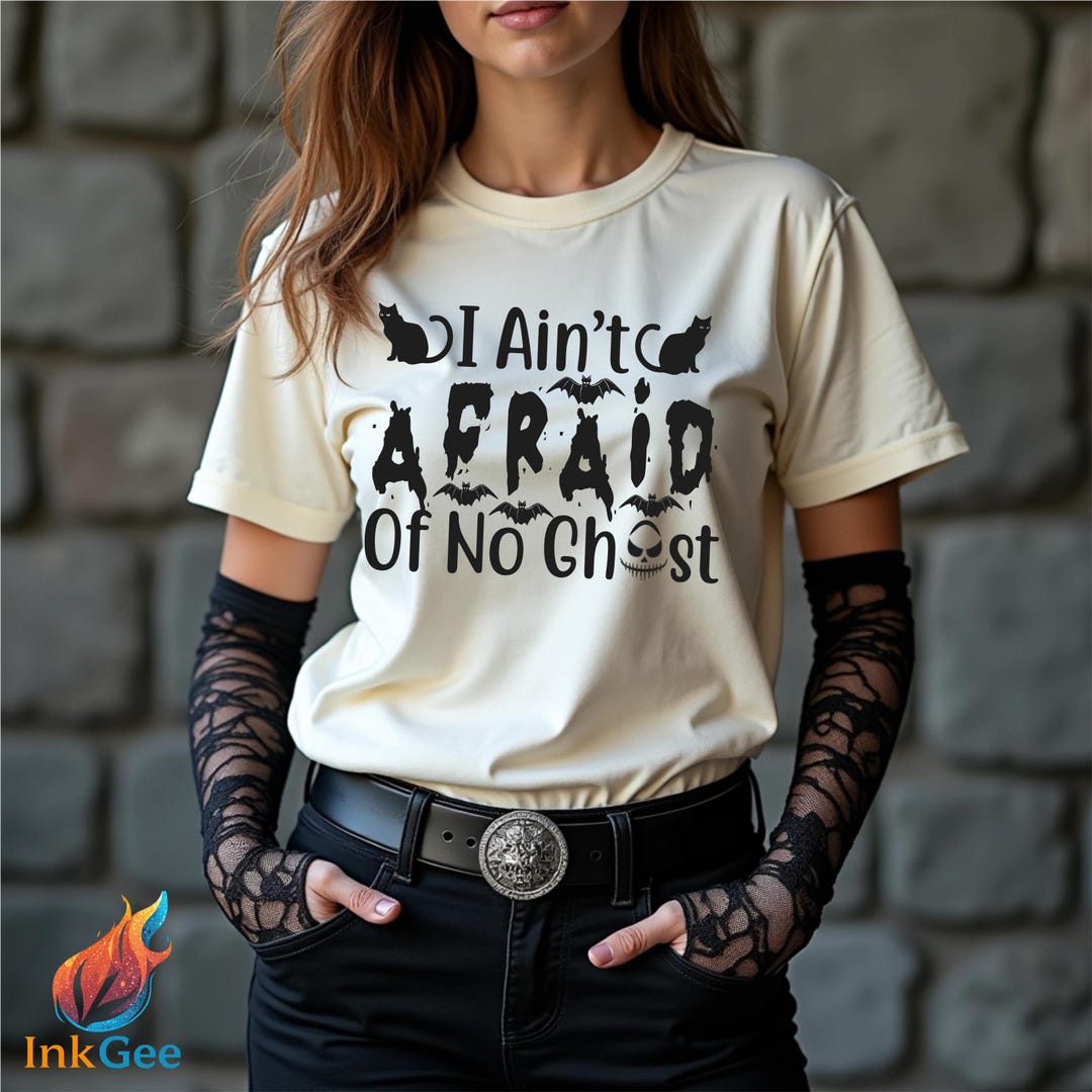 I Ain't Afraid SVG: Spooky Halloween Ghost, Cat, Bat Design (digital ...